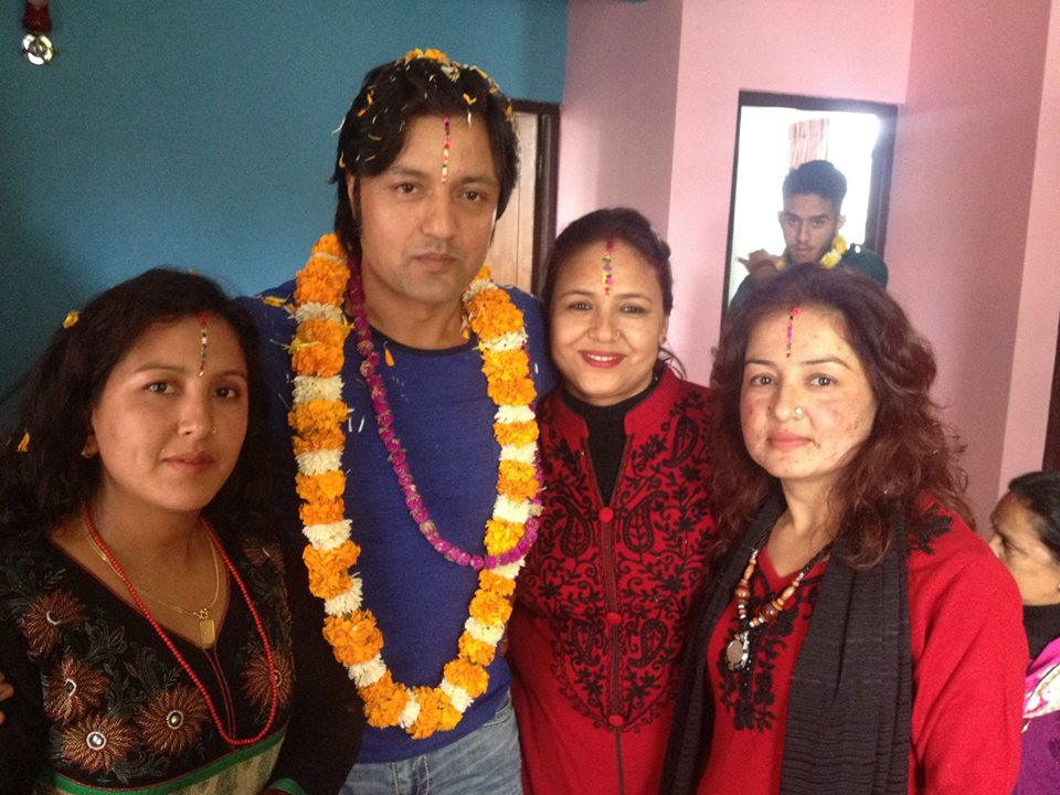 फोटोमा हेर्नुस्, सेलिब्रेटीहरुले यसरी मनाए भाइटीका