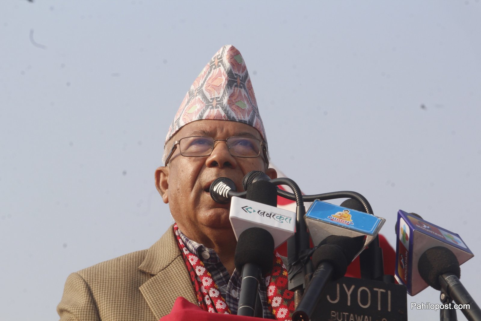 प्रधानमन्त्री ओली विरुद्ध प्रचण्ड र माधव नेपालको शब्द वाण : आन्दोलनमा ...